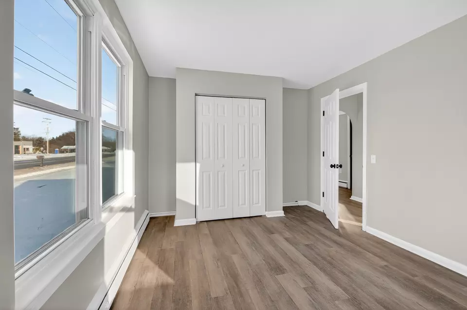 329 E Main St, Spring Arbor, MI 49283 | MLS# 26002030 | 60 Photos - Movoto