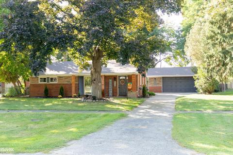 22444 Remick Dr, Clinton Township, MI 48036 | 35 Photos - Movoto