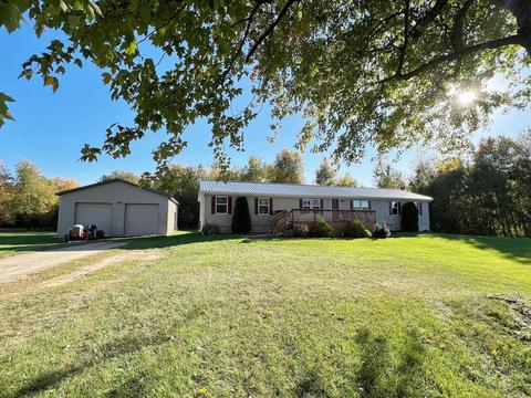 6700 E Bevens Rd, Deford, MI 48729 | 15 Photos | MLS #50092810 - Movoto