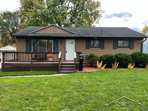 829 Pioneer Trl, Saginaw, MI 48604 | 24 Photos | MLS #50092818 - Movoto