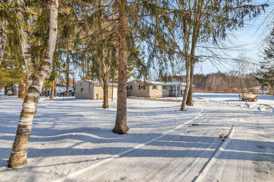 3989 S Foster, Mount Pleasant, MI 48858 | 1 photo - Movoto