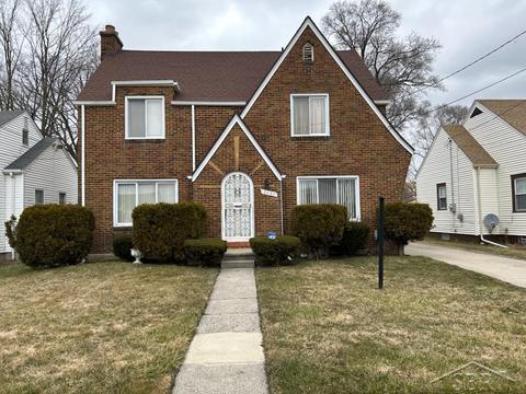 3237 Carter, Saginaw, MI 48601 | 19 Photos - Movoto