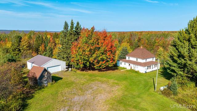 48649 Larson, Atlantic Mine, MI 49905 | 47 Photos - Movoto