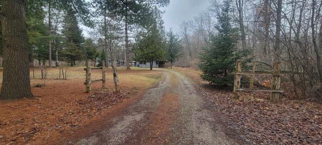 7633 W Dyer, Twining, MI 48766 | 45 Photos - Movoto