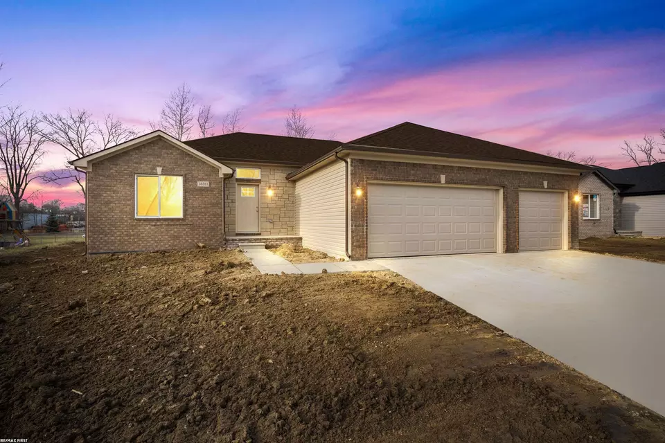 36217 Little Mack, Clinton Township, MI 48035 | 35 Photos - Movoto