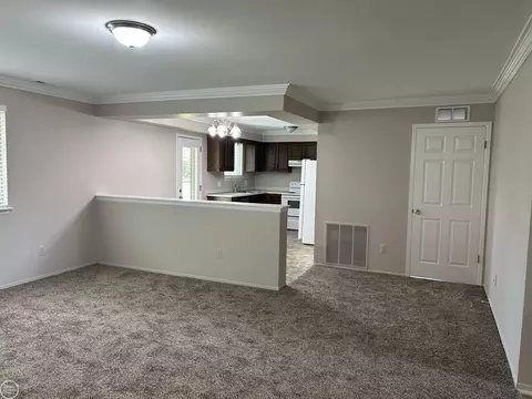 16941 N Gardenia, Fraser, MI 48026 | 20 Photos - Movoto