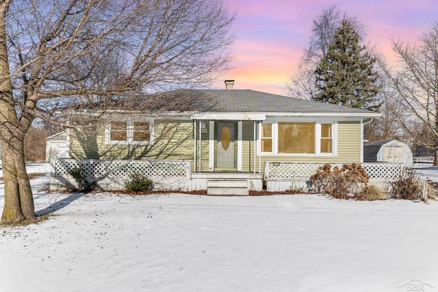 2044 Reinhardt, Saginaw, MI 48604 | MLS# 50165515 | 19 Photos - Movoto