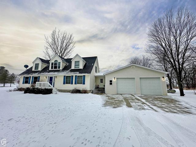 5495 Burton, Mussey, MI 48014 | MLS# 50166119 | 43 Photos - Movoto