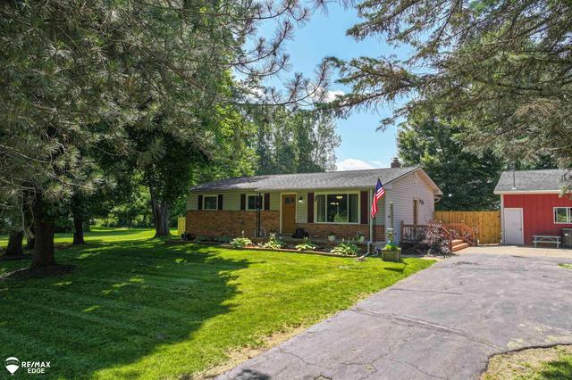 7226 Junction, Frankenmuth, MI 48722 | 45 Photos - Movoto