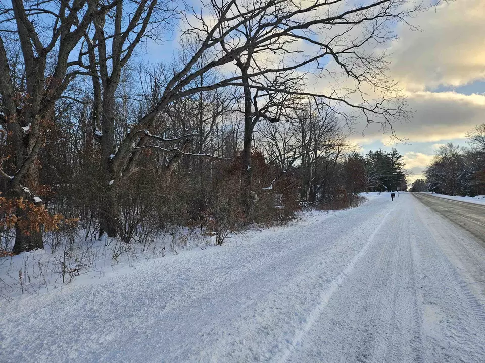 100-23 N Clare Ave, Harrison, MI 48625 | MLS# 50196887 | 5 Photos - Movoto