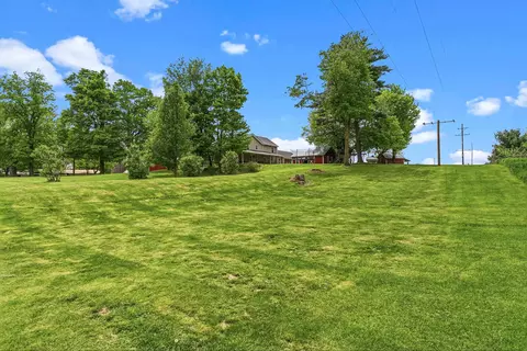 9975 Lehring, Durand, MI 48429 | MLS# 50208729 | 64 Photos - Movoto
