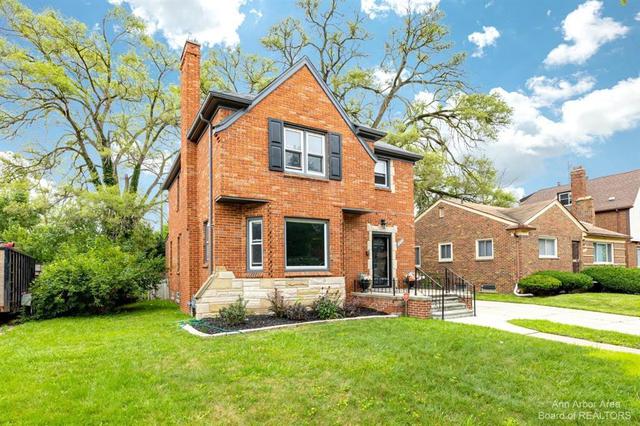 16924 Parkside, Detroit, MI 48221 | 26 Photos - Movoto