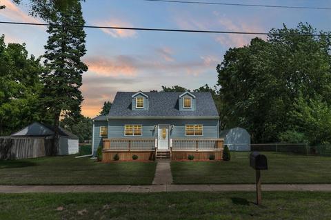 937 Varden Dr, Jackson, MI 49202 | 47 Photos | MLS #70274457 - Movoto