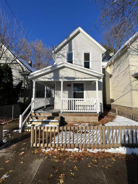 1023 Logan, Grand Rapids, MI 49506 | 22 Photos - Movoto