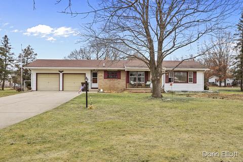 9353 E Bluewater Hwy, Pewamo, MI 48873 | 37 Photos - Movoto