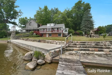 13394 Lime Lake Dr, Sparta, MI 49345 - Movoto