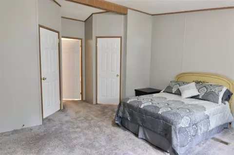 10297 S M-37, Baldwin, MI 49304 | 40 Photos - Movoto