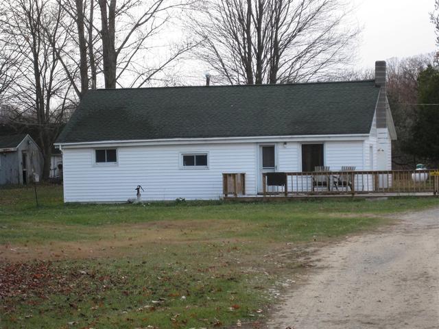 4377 S 184th, Hesperia, MI 49421 | MLS# 70504376 | 11 Photos - Movoto