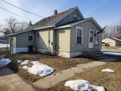 1004 Wilson, Saint Louis, MI 48880 | 13 Photos - Movoto