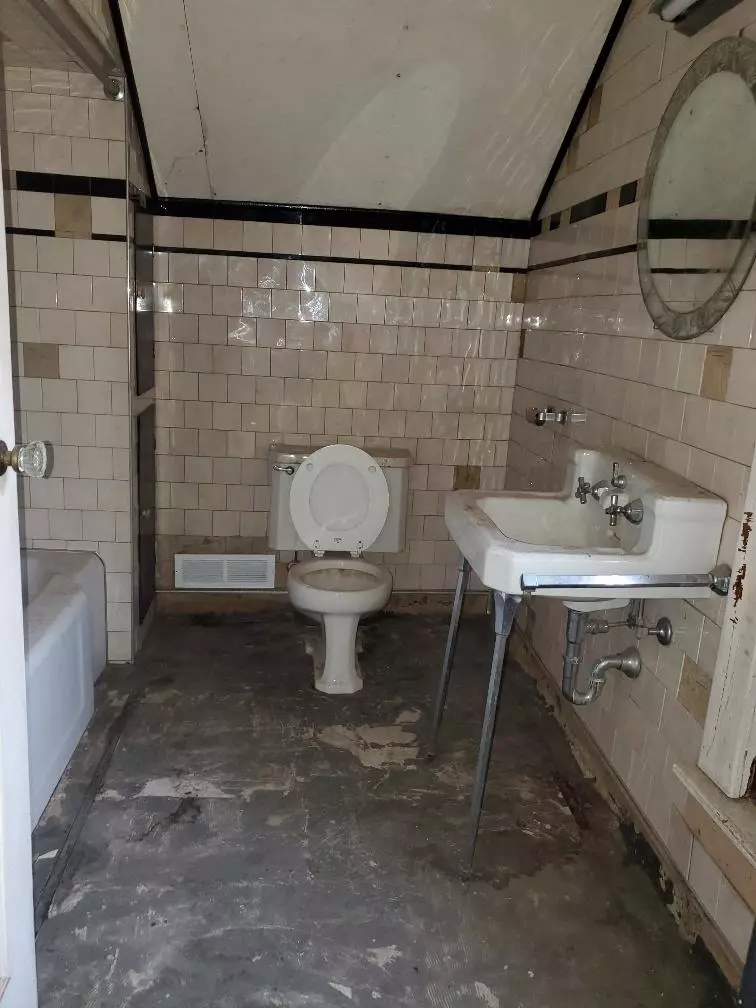 11190 W Adams, Riverdale, MI 48877 | MLS# 80052636 | 7 Photos - Movoto