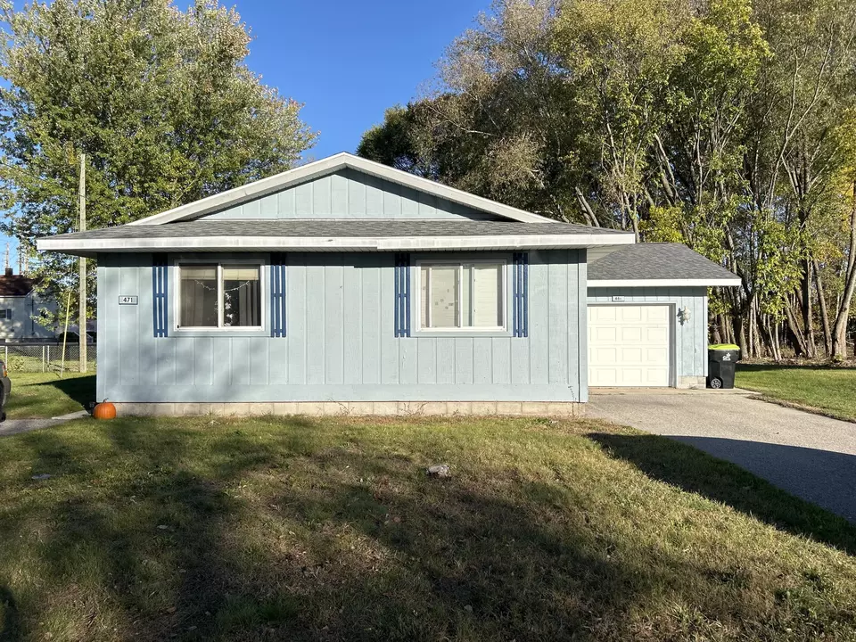 461 N 471 N North St, Alpena, MI 49707 - Movoto