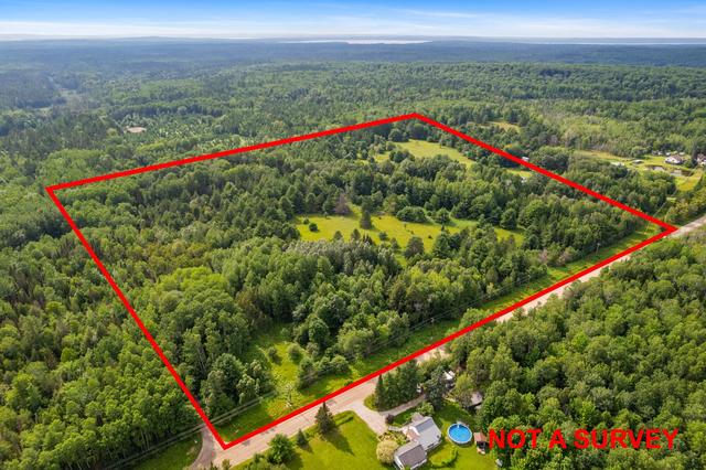 2792 S Carter Rd, Indian River, MI 49749 | 18 Photos - Movoto