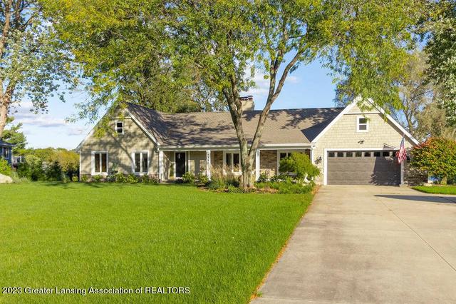 Lake Victoria, MI Real Estate & Homes with Waterfront For Sale - Movoto