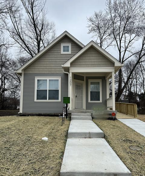 1207 Madeira St, Indianapolis, IN 46203 | 2 Photos - Movoto