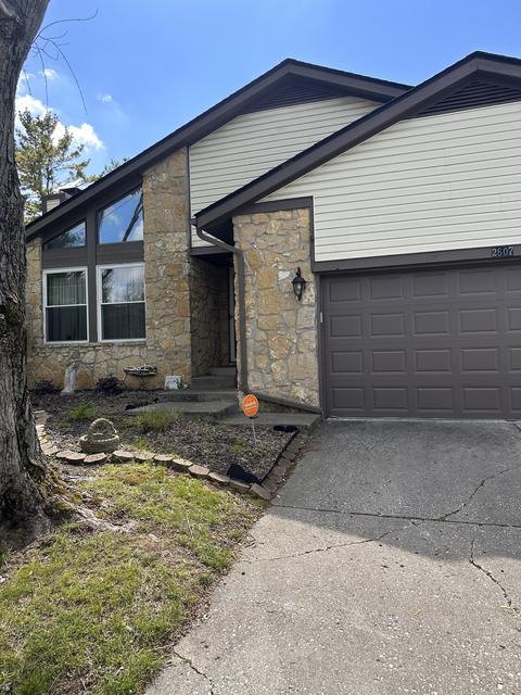 2807 Saddle Barn East Dr, Indianapolis, IN 46214 | 14 Photos | MLS ...