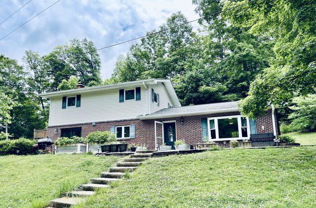 3639 E Pottawatomie Rd, Bloomfield, IN 47424 - Movoto.com