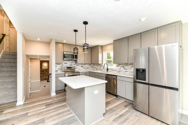 5613 Riva Ridge Dr, Indianapolis, IN 46237 | 31 Photos - Movoto