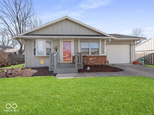 935 E Mckay Rd, Shelbyville, IN 46176 | MLS# 22027627 | 21 Photos - Movoto