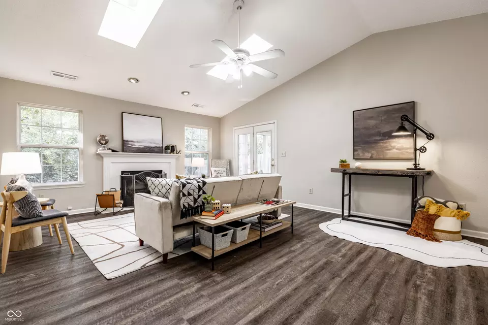 10513 Blue Springs Ln, Fishers, IN 46037 | MLS# 22065563 | 42 Photos ...