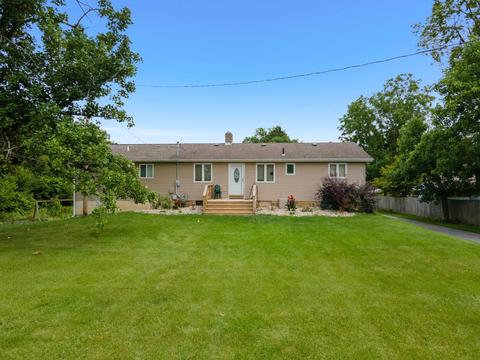1820 Reed Rd, Fort Wayne, IN 46815 | 36 Photos | MLS #202233004 - Movoto