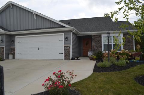 433 Gene Dr, Roanoke, IN 46783 | 19 Photos | MLS #202236093 - Movoto
