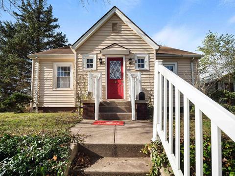 2101 Edgehill Ave, Fort Wayne, IN 46805 | 20 Photos | MLS #202246601 ...