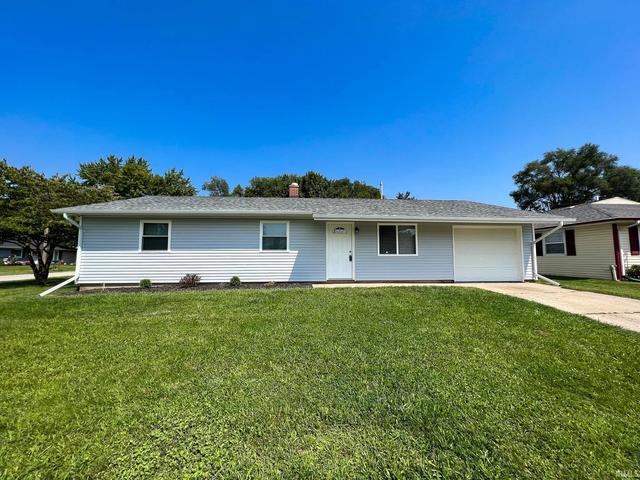 28931 Driftwood Dr, Elkhart, IN 46516 | 23 Photos - Movoto