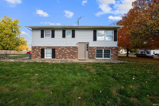 705 S Wood St, Brookston, IN 47923 | 30 Photos - Movoto