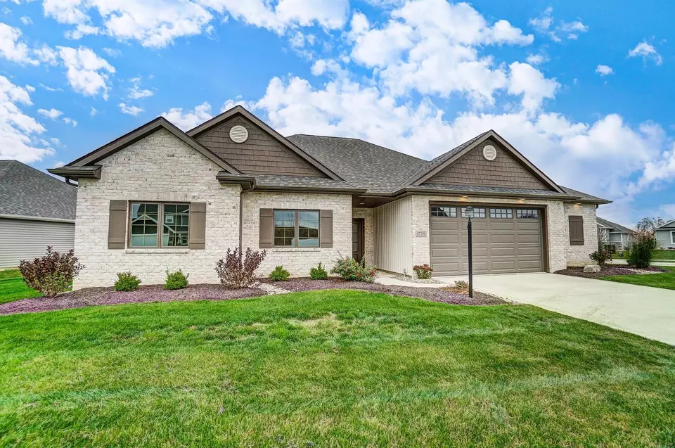 1728 Dunlin Ct, New Haven, IN 46774 | 33 Photos - Movoto