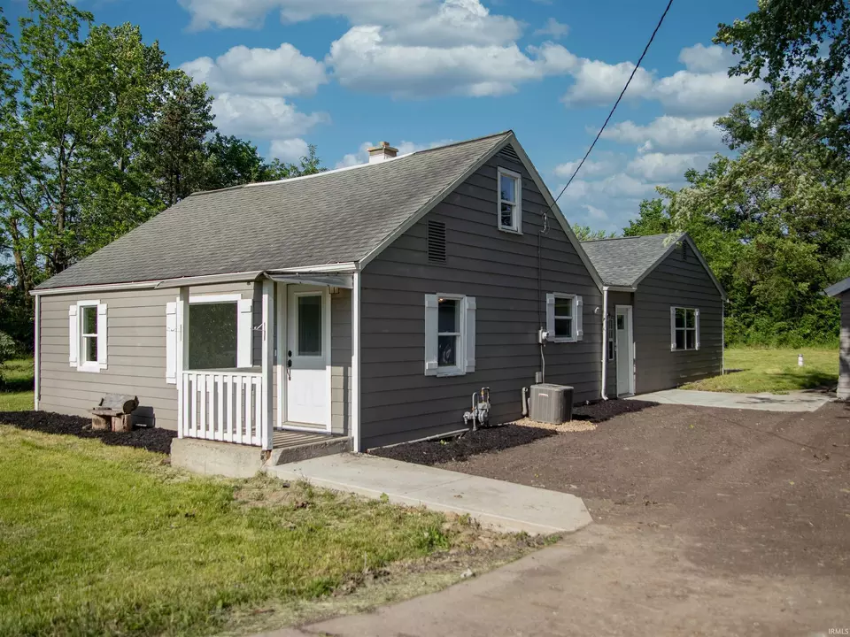 12709 S Us Hwy 27 Hwy, Fort Wayne, IN 46816 | 32 Photos - Movoto