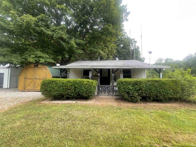 13234 St Rd 450, Shoals, IN 47581 | 14 Photos - Movoto