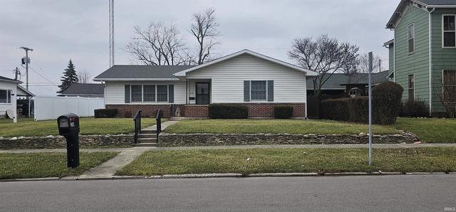 216 E Arch St, Portland, IN 47371 | 18 Photos - Movoto