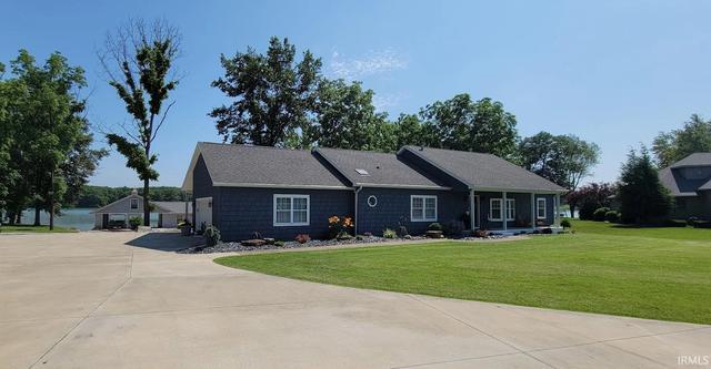 4 Peach St, Loogootee, IN 47553 | 35 Photos - Movoto