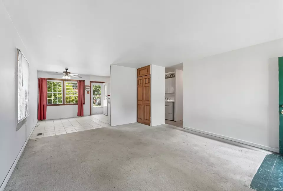 225 Dunbar Ln, Fort Wayne, IN 46816 | MLS# 202536674 | 25 Photos - Movoto