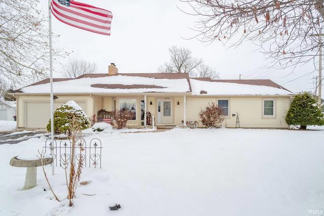 512 E 4th St, Brookston, IN 47923 | MLS# 202548670 | 31 Photos - Movoto