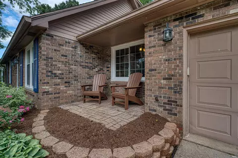 118 Camden Ct, Evansville, IN 47715 | MLS# 202620594 | 36 Photos - Movoto