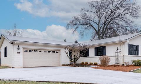 10206 Woodknoll Rd, Louisville, KY 40223 | 77 Photos | MLS #1629941 ...