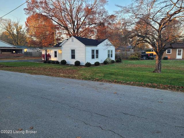 204 Ware Ave, Carrollton, KY 41008 | 7 Photos - Movoto
