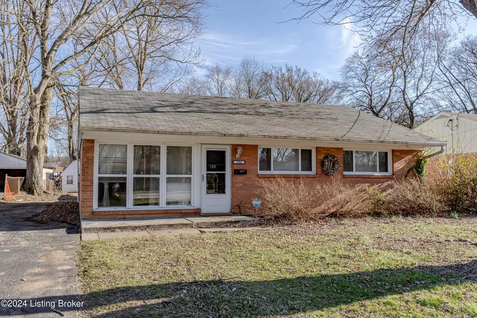 1906 Heaton Rd, Louisville, KY 40216 | 32 Photos - Movoto