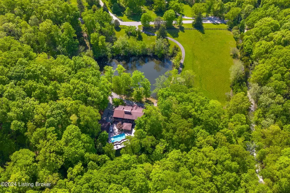 6601 Old Heady Rd, Louisville, KY 40299 | 80 Photos - Movoto